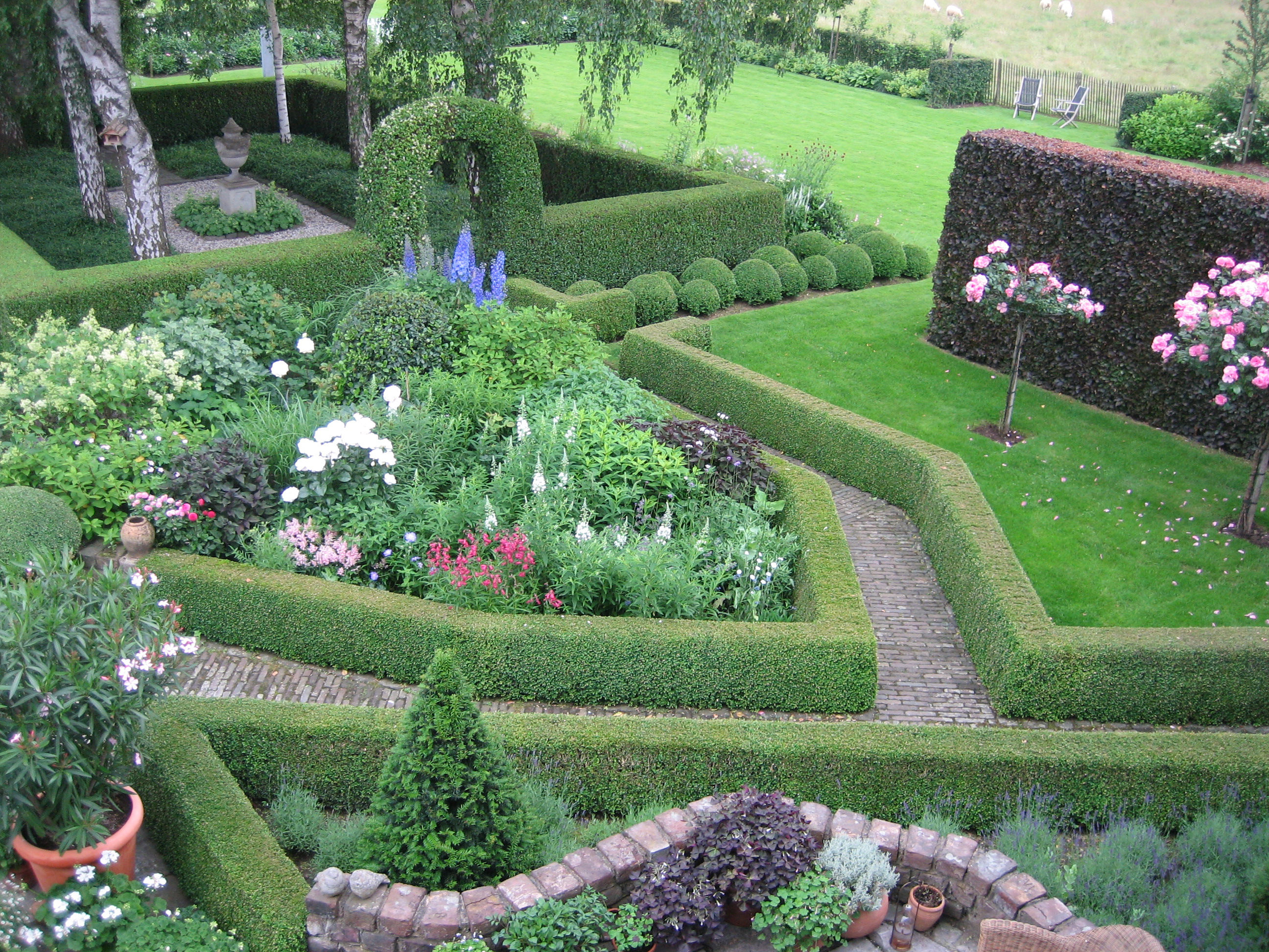 EUROPA.-LA VUELTA AL MUNDO EN 885 JARDINES.-HOLANDA.-De Boord ...