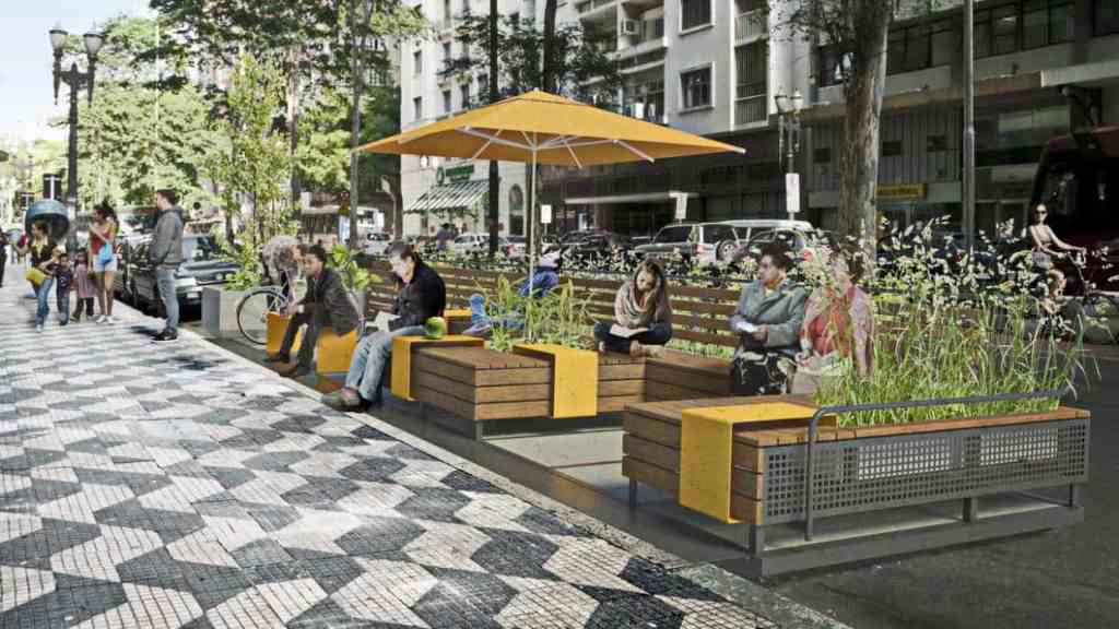 LOS INNOVADORES PARKLETS – Jardines sin fronteras